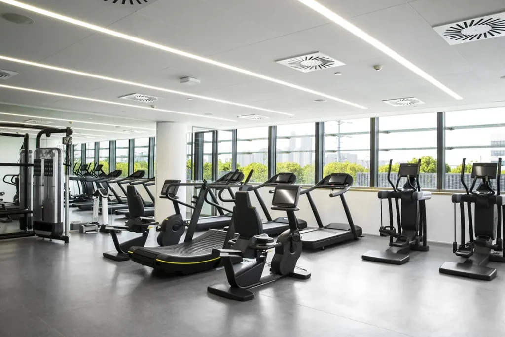 How To Start A Gym Business In Canada: A Step-by-Step Guide